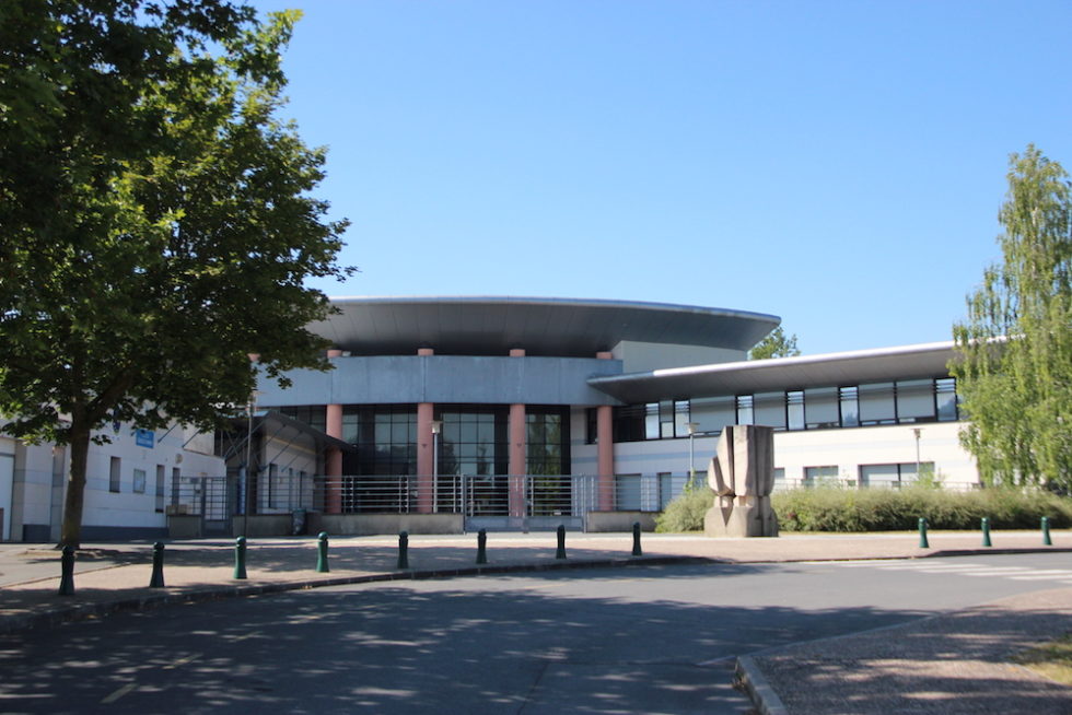 Les établissements scolaires - Mairie de Bazancourt